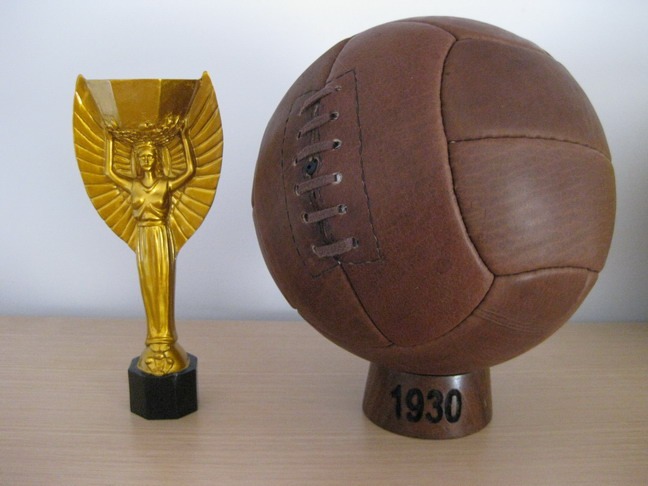 Balón Oficial Mundial Uruguay 1930 Modelo Dos Gajos U S 169 00 En