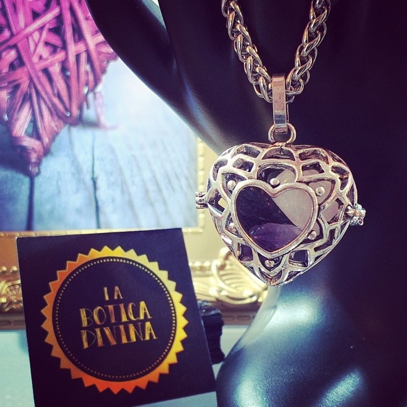 Dije Relicario Corazon Con 3 Piedras Con Cadena De Acero - $ 790,00 en ... Dije Relicario Corazon Con 3 Piedras Con Cadena De Acero - $ 790,00 en ...